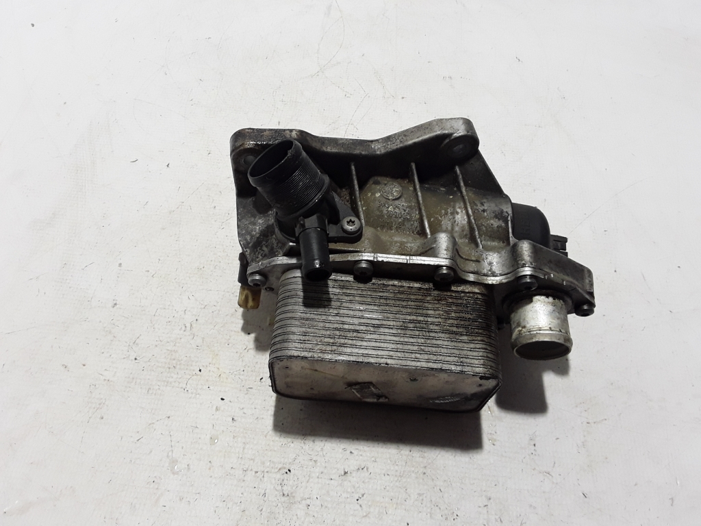 Used RENAULT Master Oil cooler 8201005235