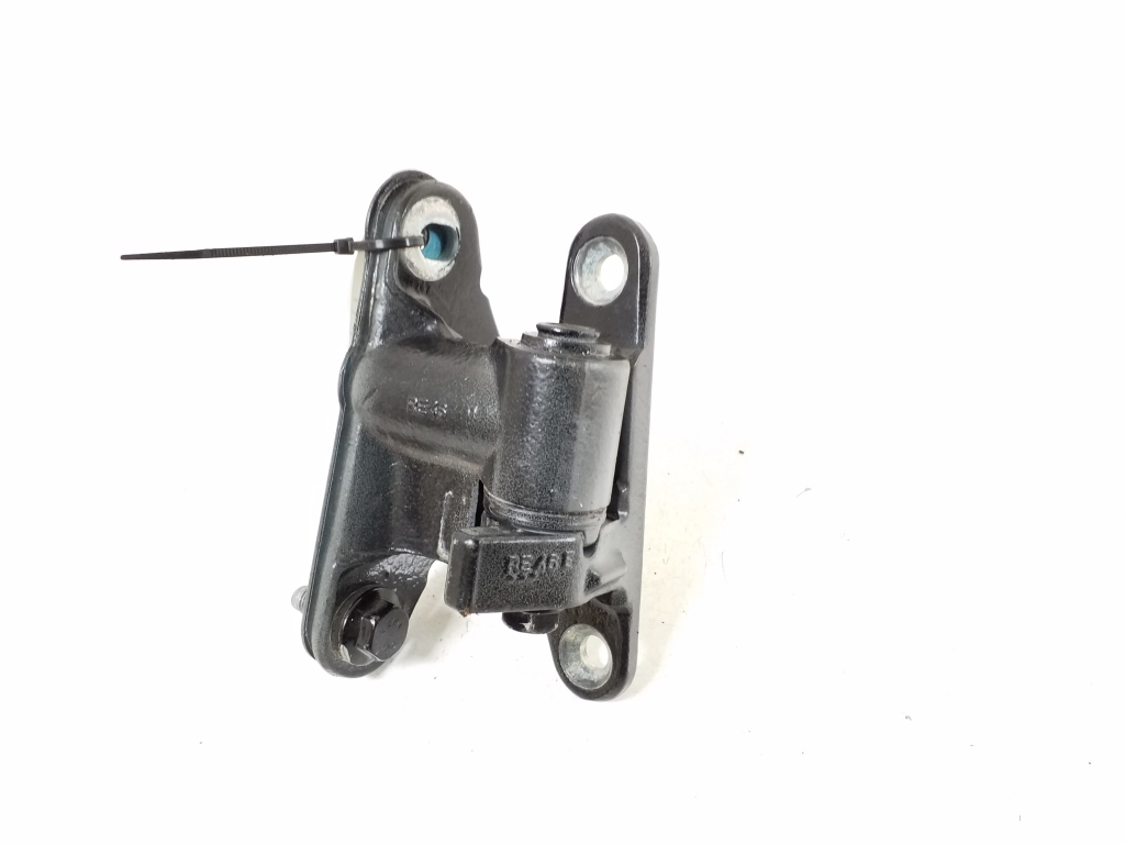 Naudotas Mercedes Benz ML-Class Priekinių durų apatinis vyris A2517201637