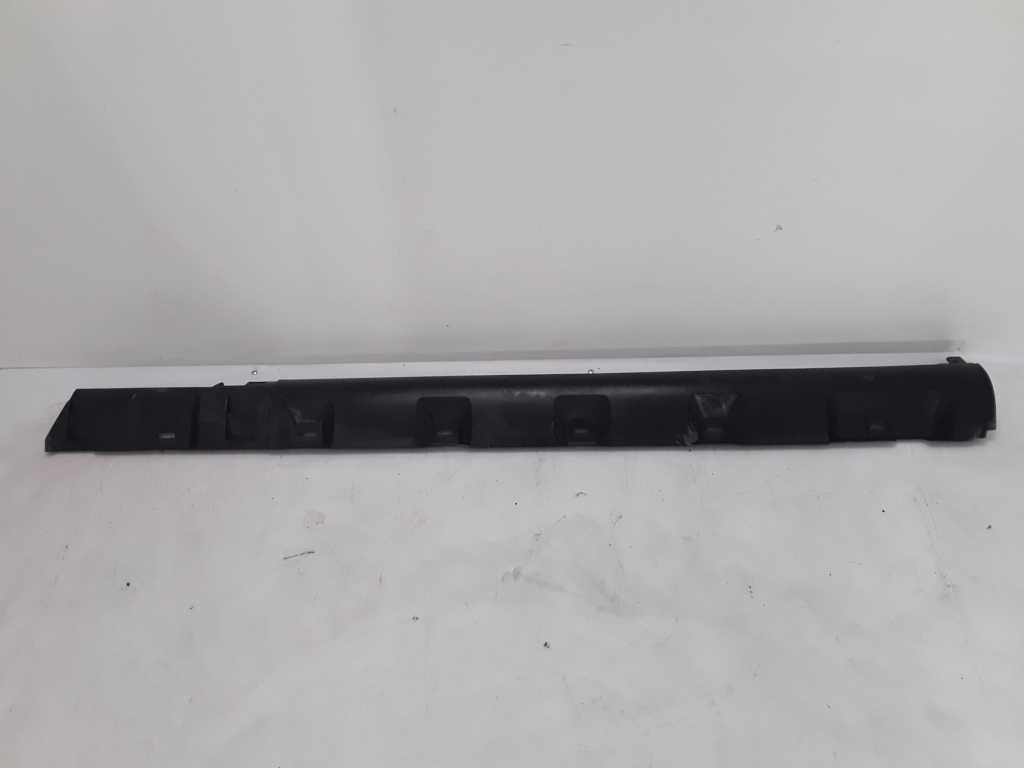 Used Dacia Sandero Exterior sill trim 764260776R