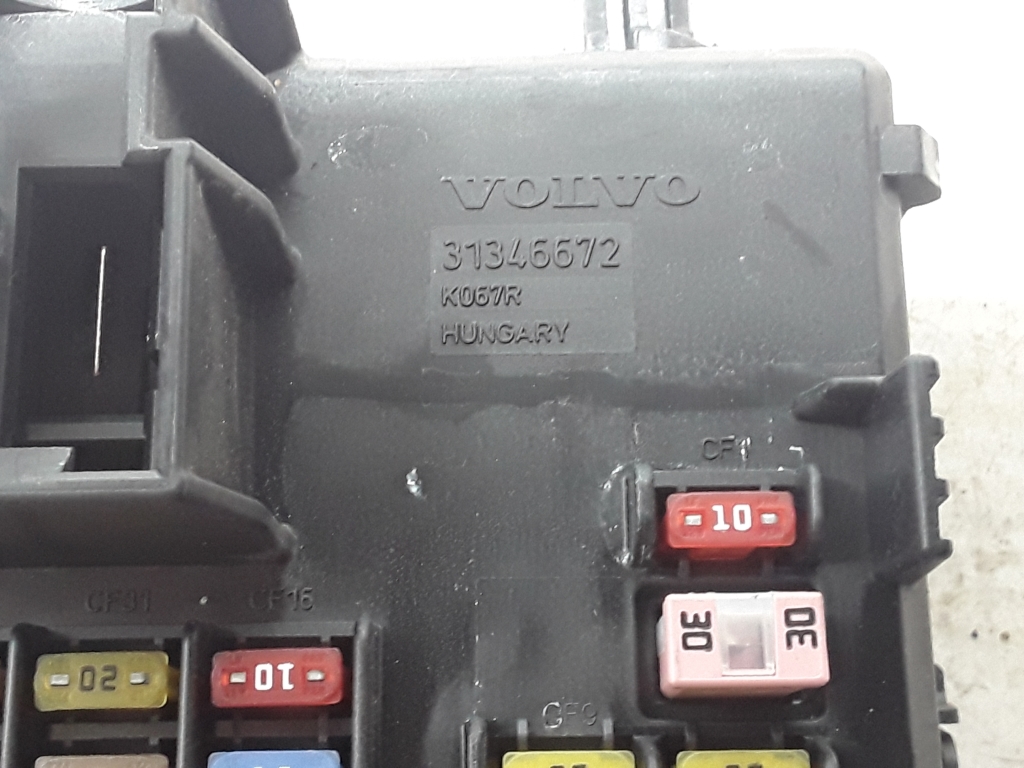 Naudotas VOLVO XC90 Saugiklių blokas salone 31346672