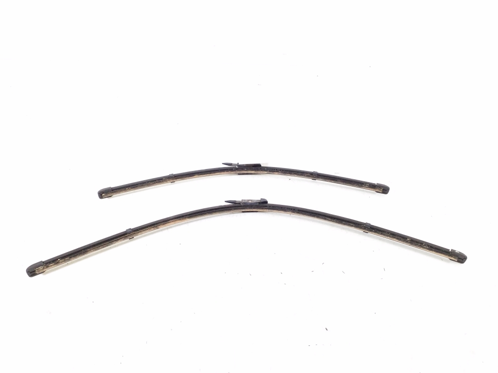 Used Mercedes Benz ML-Class Windshield wiper blades A2518200100