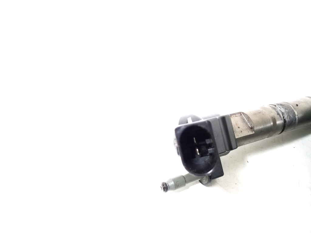 Used Mercedes Benz ML-Class Fuel injector A6420701187