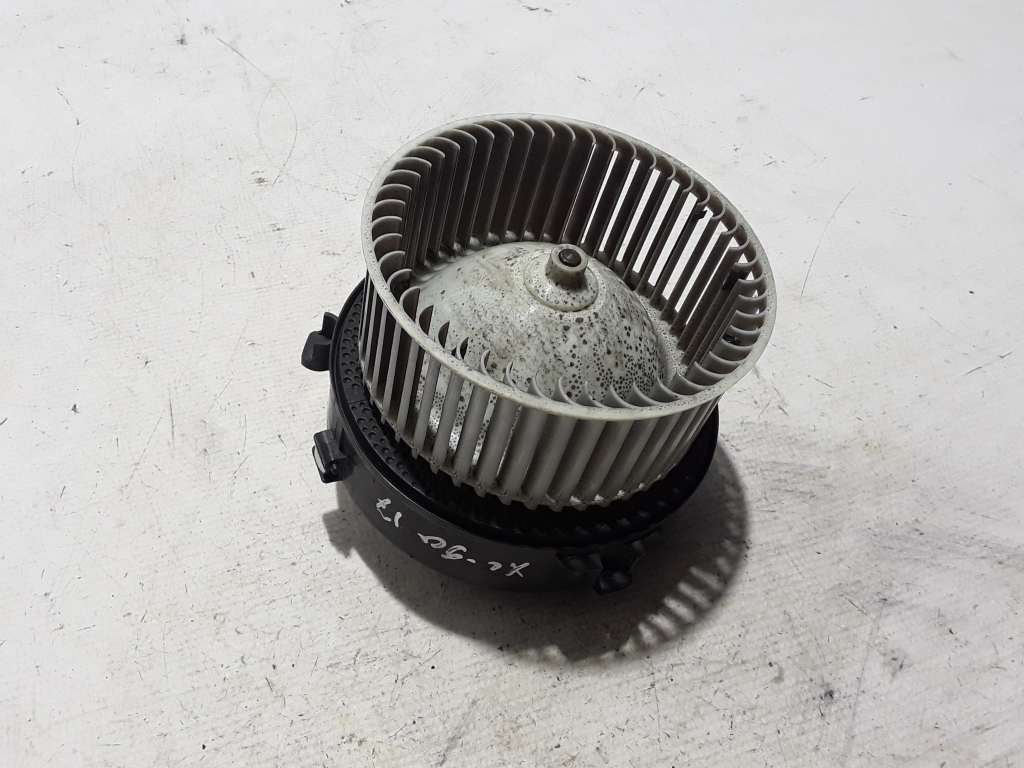 Benutzt VOLVO XC90 Heizungsgebläsemotor 31497372