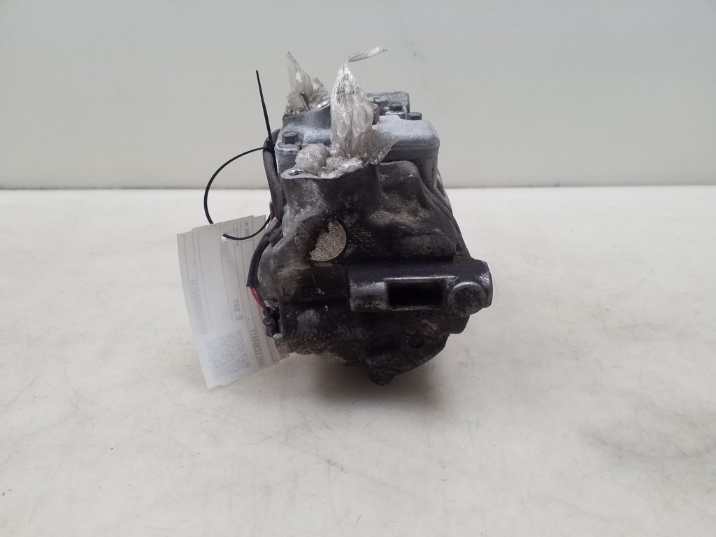 Used Mercedes Benz E-Class Air conditioner compressor A0012304411