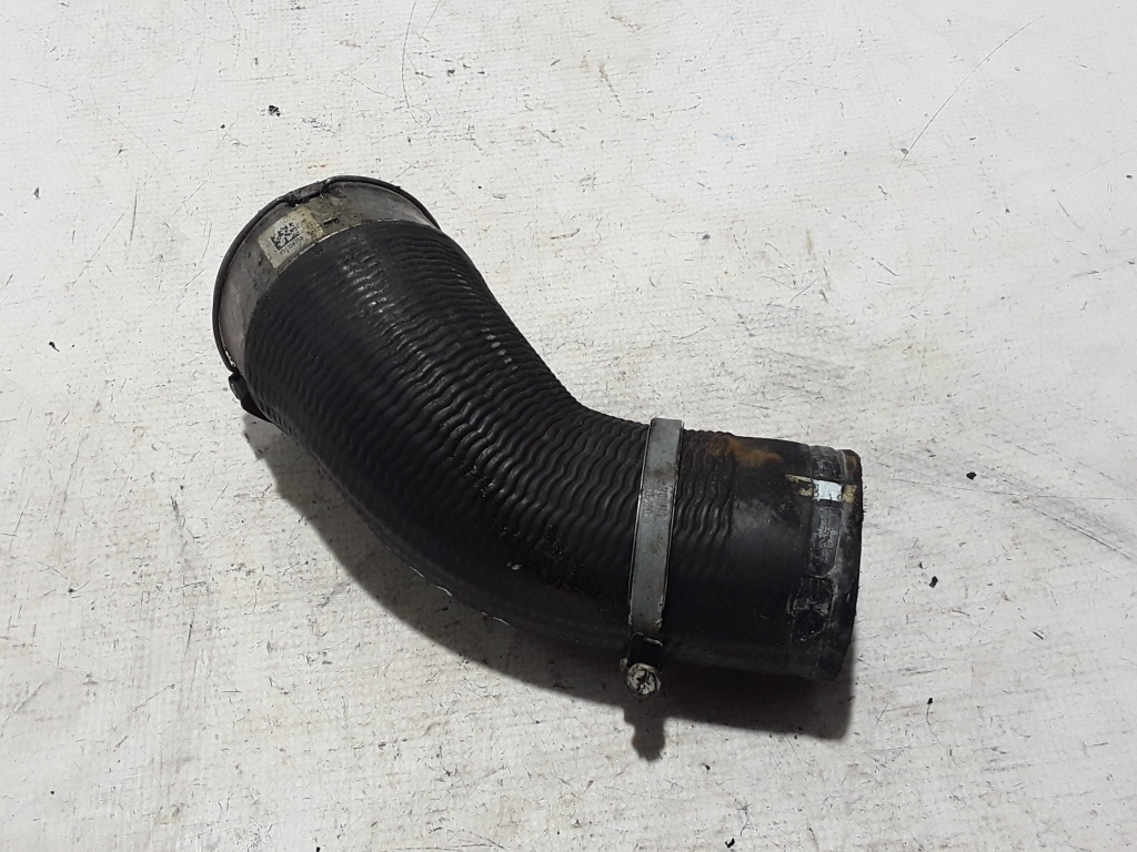 Naudotas VOLVO XC90 Interkulerio žarna 31338752