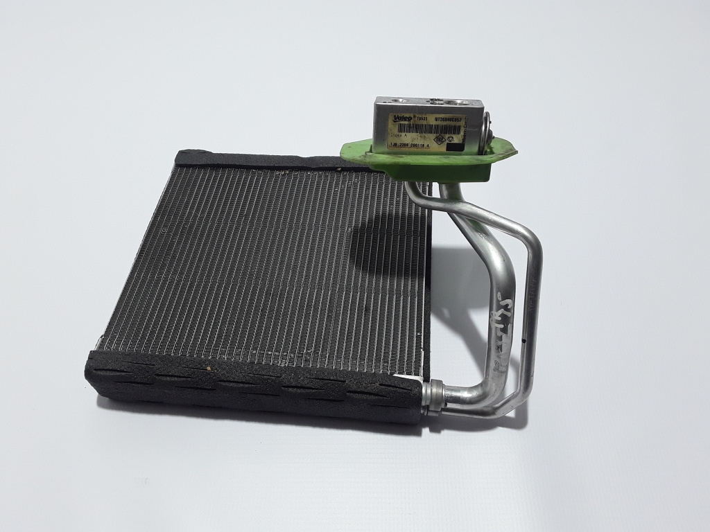 Used RENAULT Trafic Radiator interior air conditioning NT26848C957