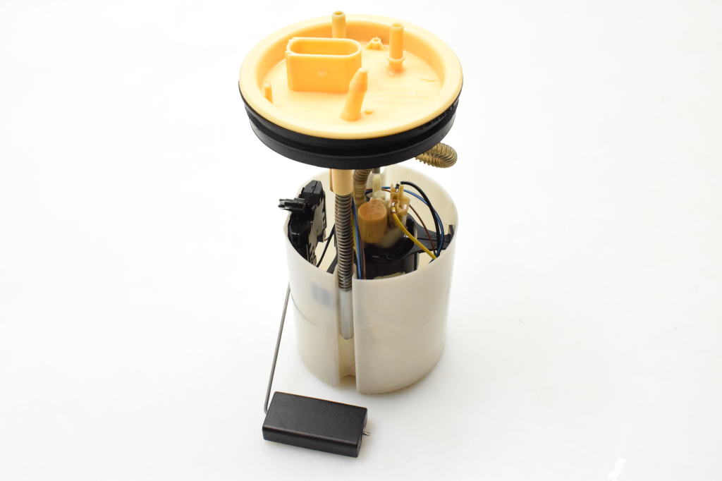 Used Seat Ibiza Fuel pump in the tank 6R0919050