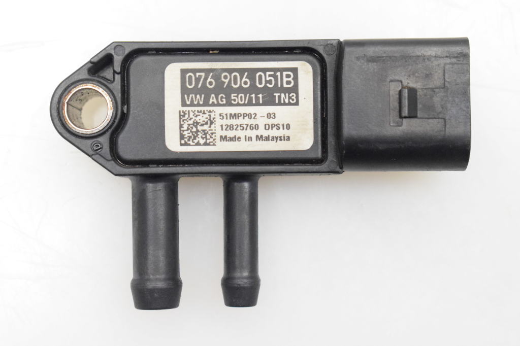 Used Volkswagen Passat DPF sensor 076906051B