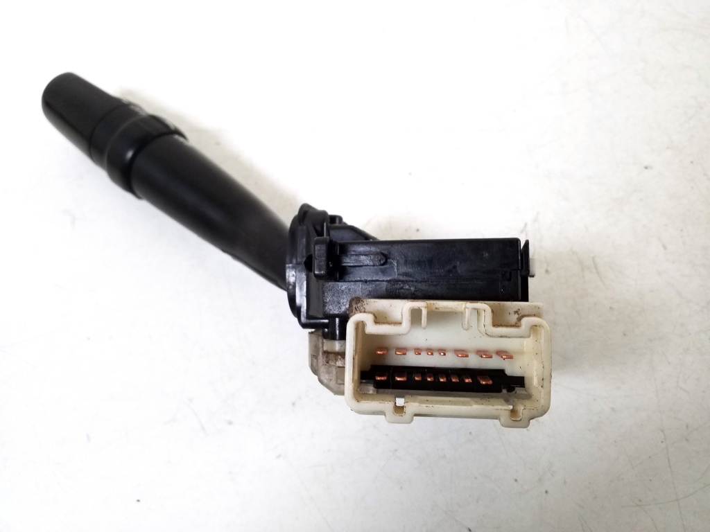 Used TOYOTA Land Cruiser Switch and its parts 84140-20560