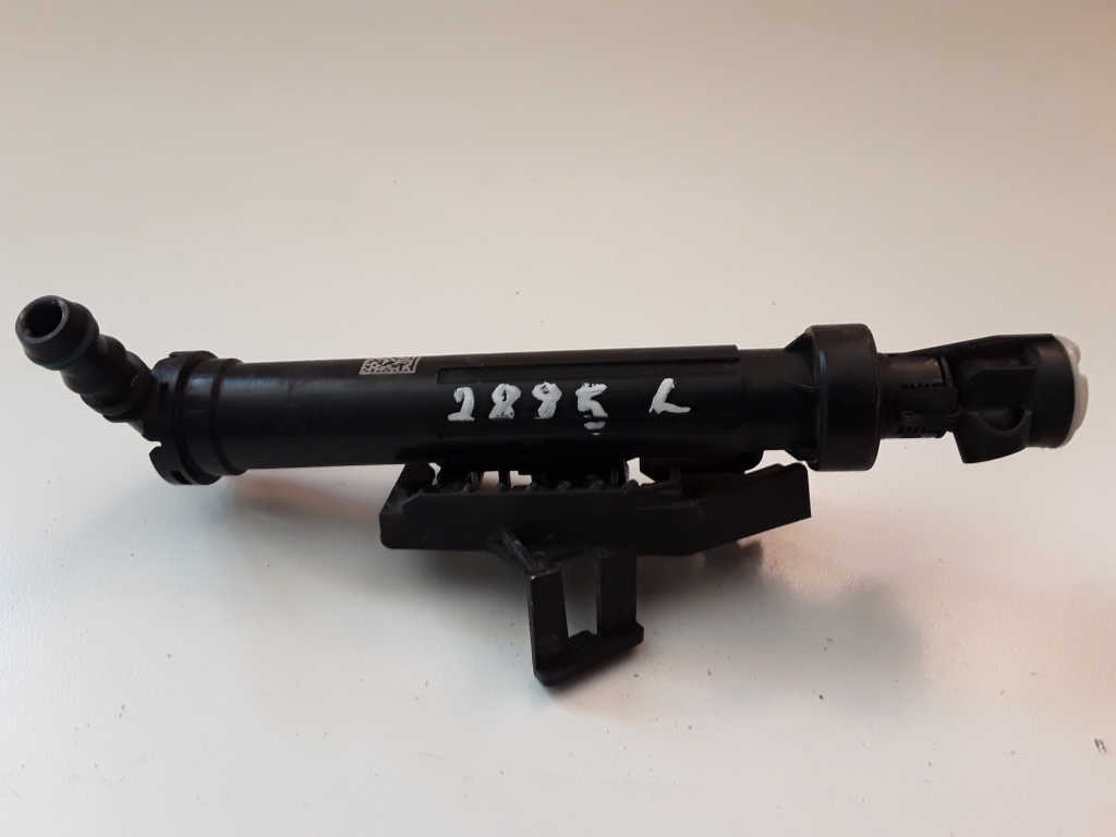 Used Mercedes Benz CLA-Class Headlamp spray nozzle A2468600547