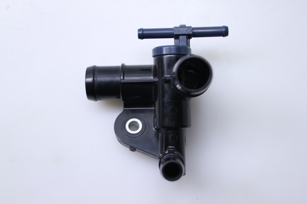 Naudotas Mazda 6 Termostato korpusas SH1815170