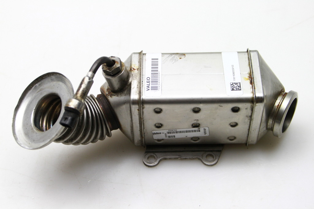 Used FIAT 500 EGR valve cooler 55268286