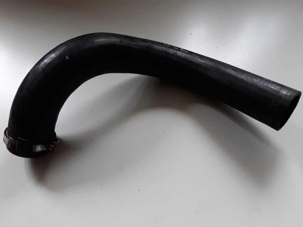 Naudotas NISSAN Pathfinder Interkulerio žarna 14463EC01A