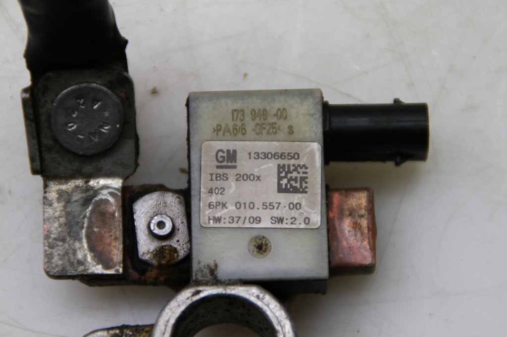 Used Opel Mokka Minus wire terminal 13306650