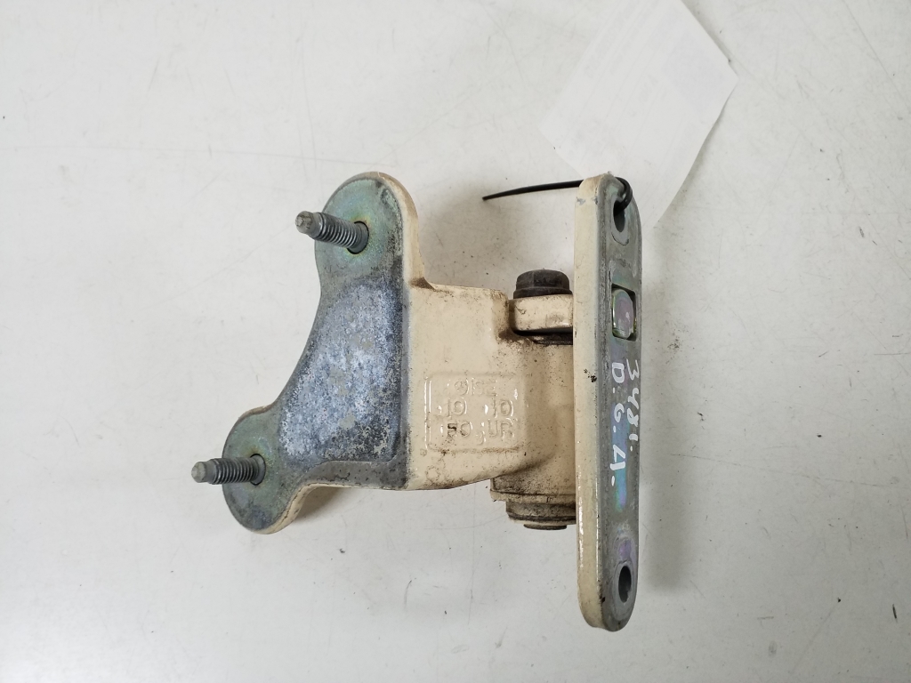 Used Mercedes Benz E-Class Rear side door hinge lower A2047301337