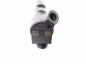 Used Mercedes Benz A-Class Fuel injector A6510702387