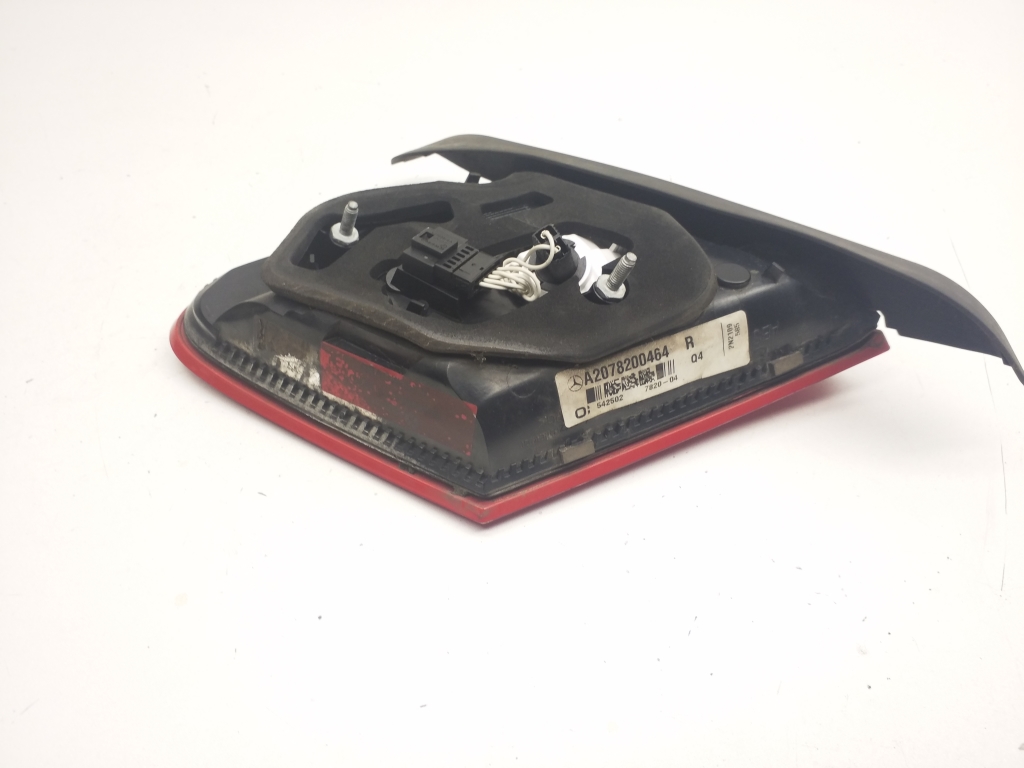 Used Mercedes Benz E-Class Rear light on cover A2078200464