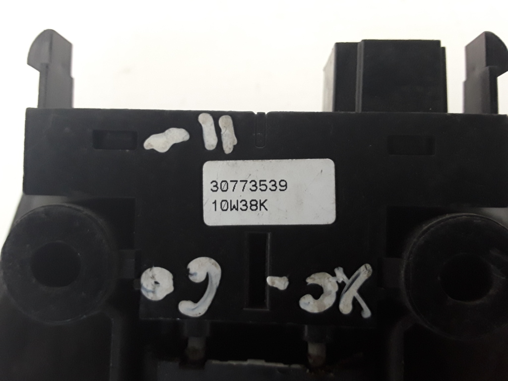 Used VOLVO XC60 Handbrake handle 30773539