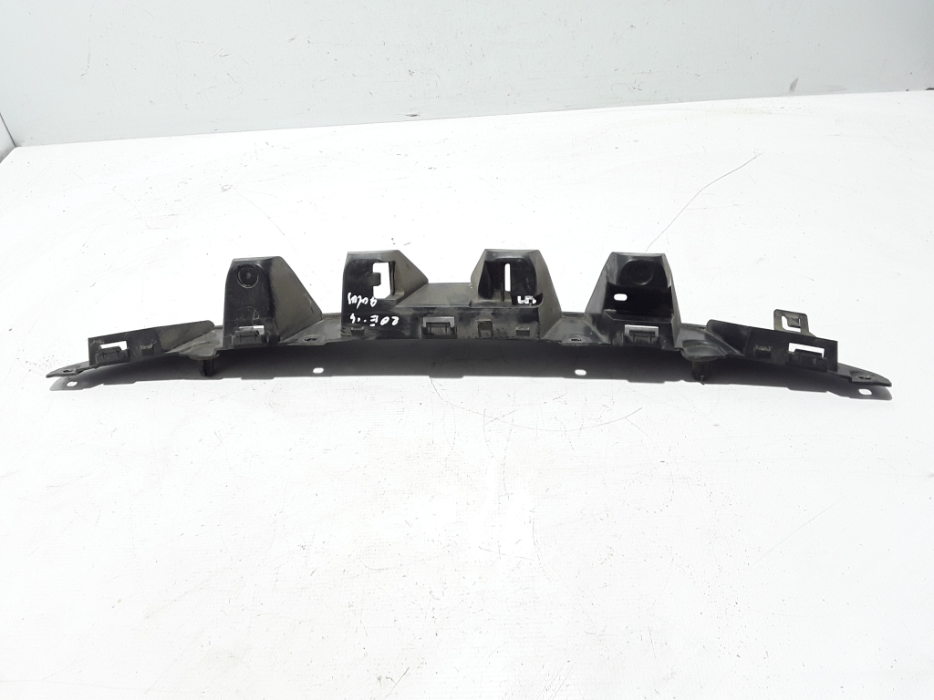 Used RENAULT Zoe Rear bumper bracket on the rear panel 850321348R