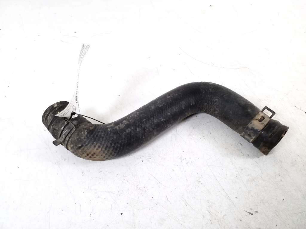 Used TOYOTA Land Cruiser Cooling radiator hose 16571-30060