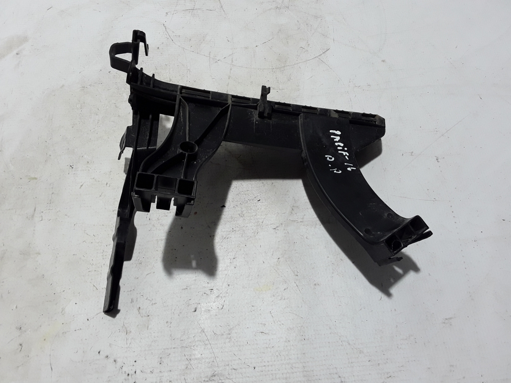 Used Chrysler Pacifica Front door outer opening handle holder 68314742AA