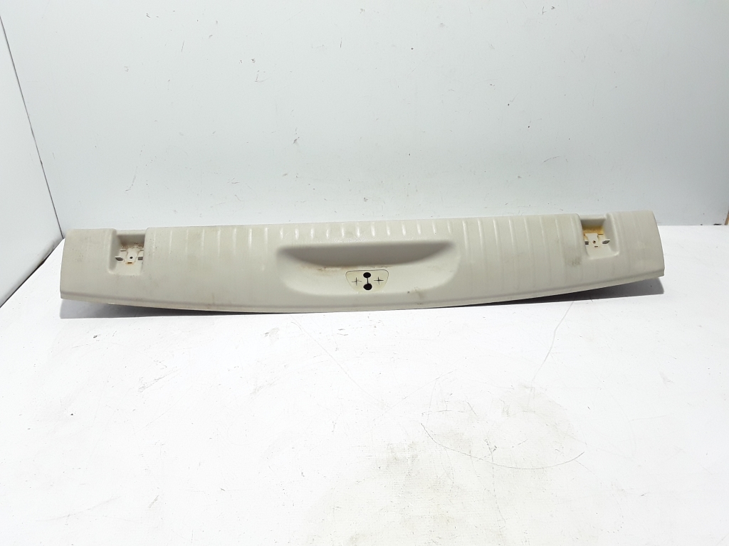 Used Chrysler Pacifica Rear panel interior trim 5RH96PD2AE