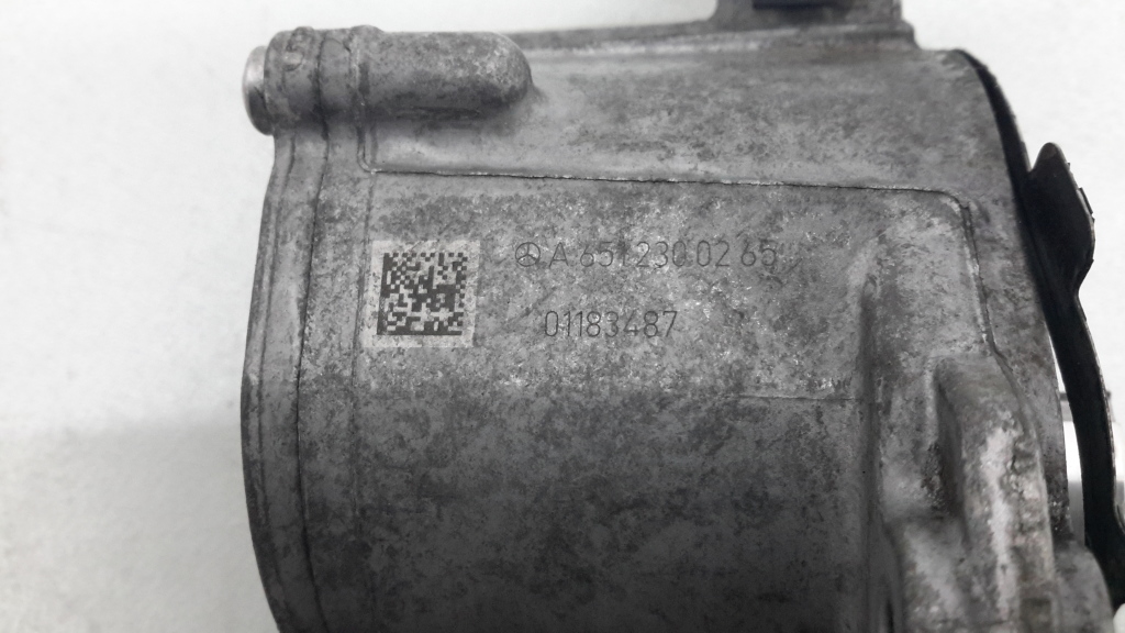 Used Mercedes Benz B-Class Vacuum pump A6510900005