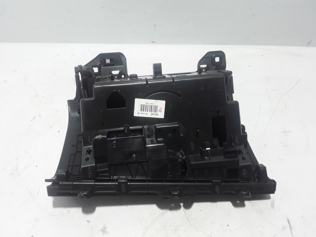 Naudotas VOLVO XC90 Salono daiktadėžė 31366384