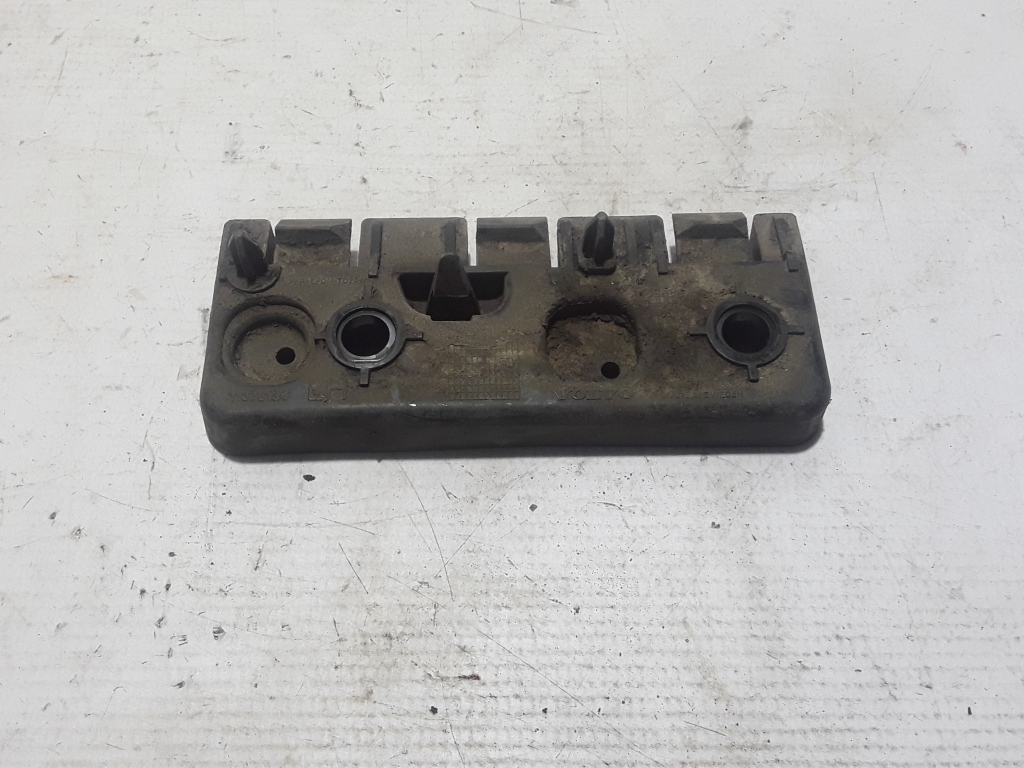 Naudotas VOLVO XC90 Išorinės slenksčio apdailos laikiklis 31378134