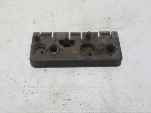 Naudotas VOLVO XC90 Išorinės slenksčio apdailos laikiklis 32216525