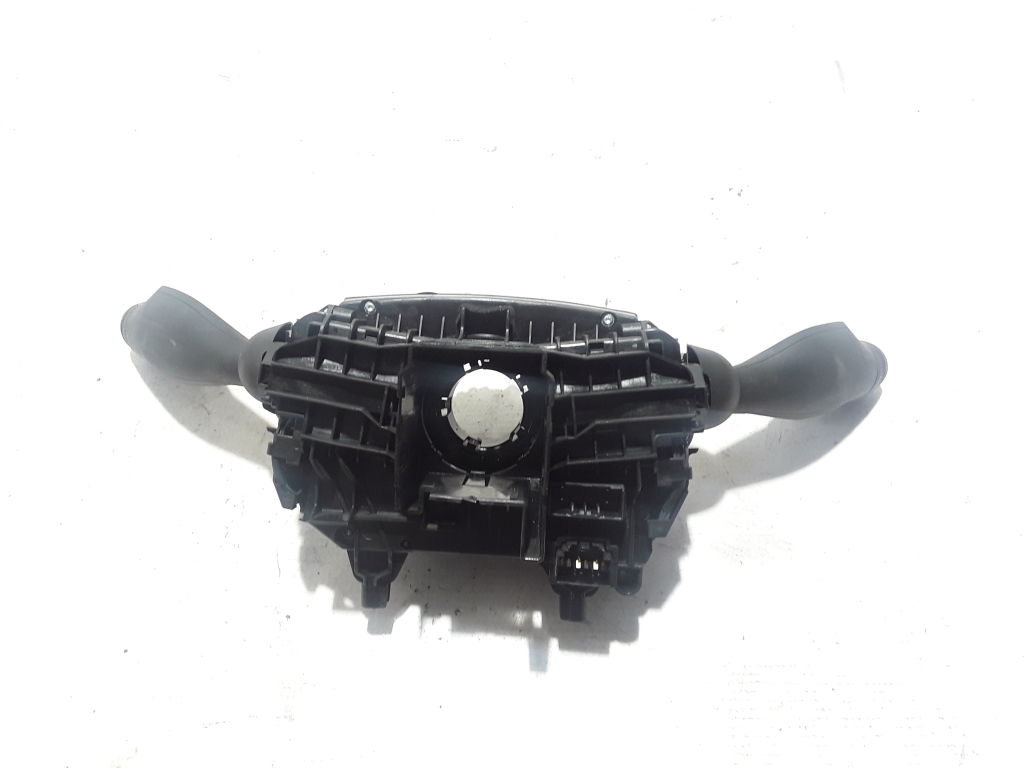Used VOLVO XC90 Switch and its parts