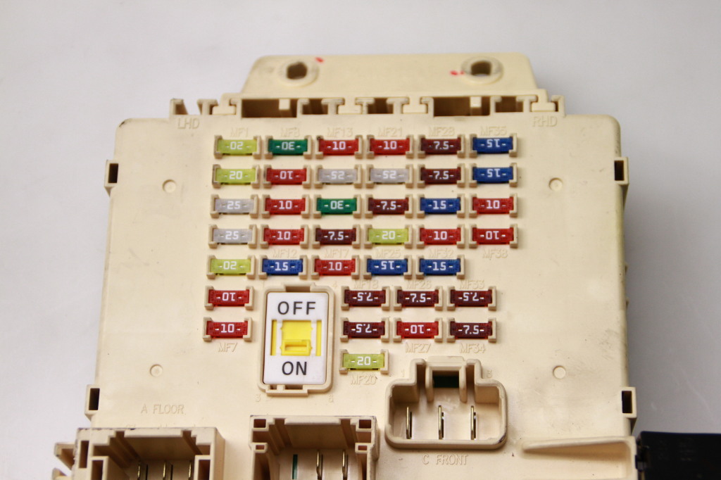 Used Hyundai i40 Fuse box in the cabin 919503Z021