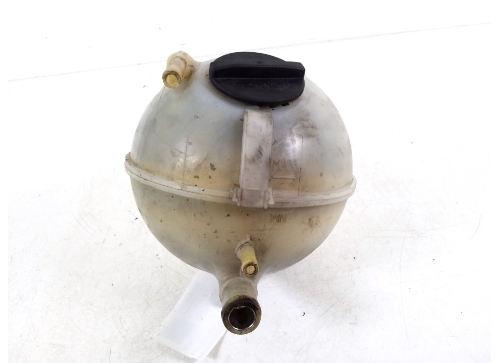 Used Mercedes Benz Vito Tank for coolant A6395010203