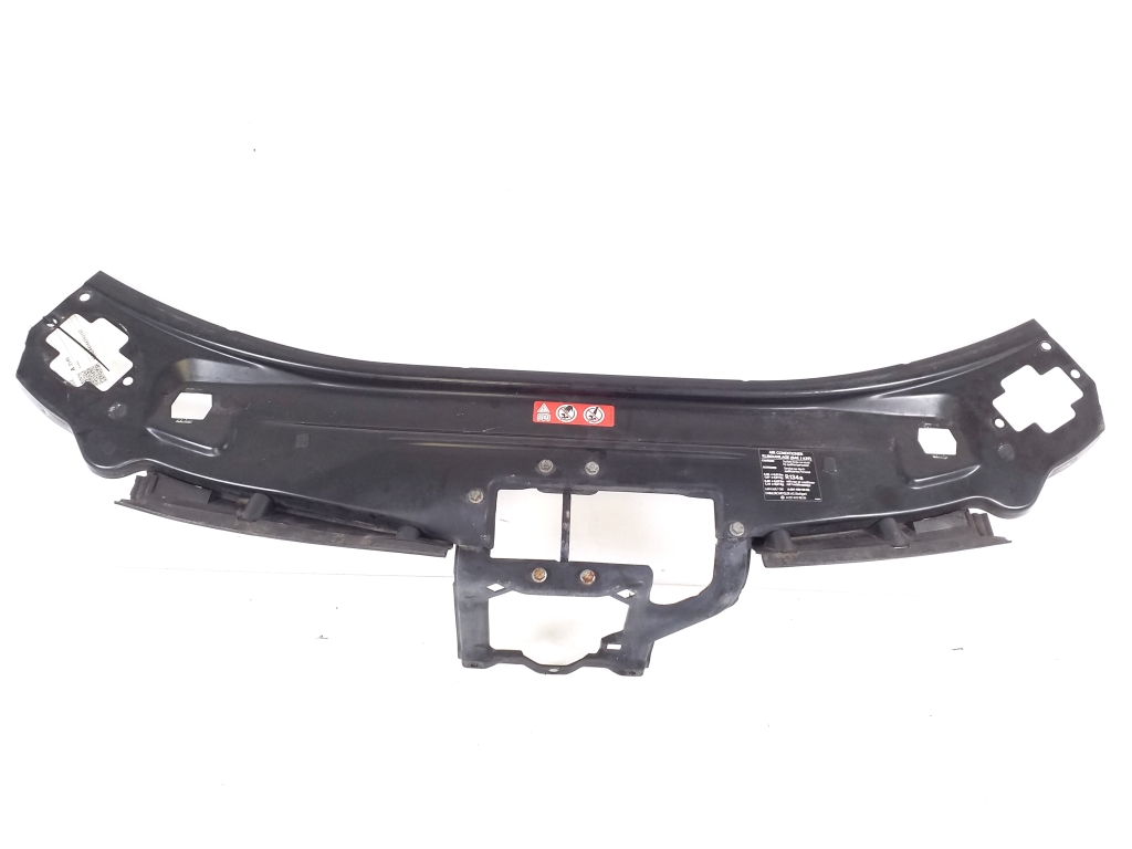 Used Mercedes Benz S-Class The middle part of the front frame A2216200072