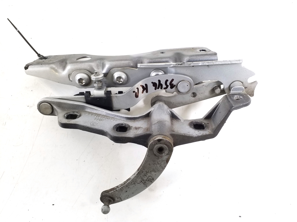 Used Mercedes Benz S-Class Engine cover hinge A2218800328