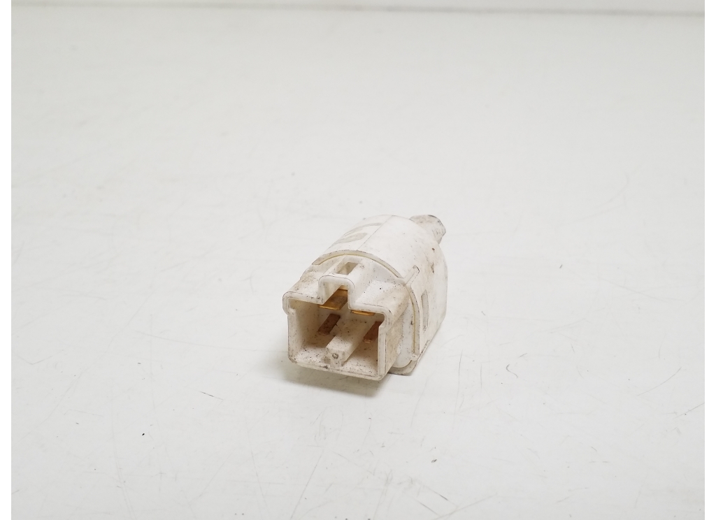 Used TOYOTA Hilux Brake switch to pedal 84340-09040