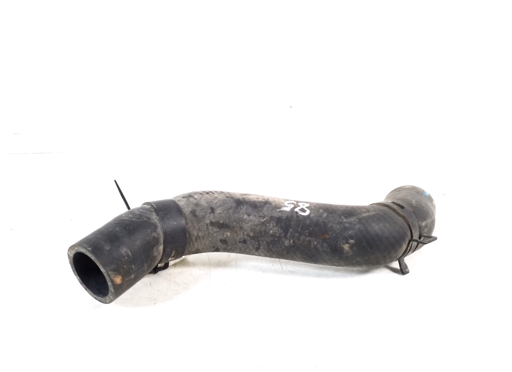 Used TOYOTA Hilux Cooling radiator hose 16572-0L030