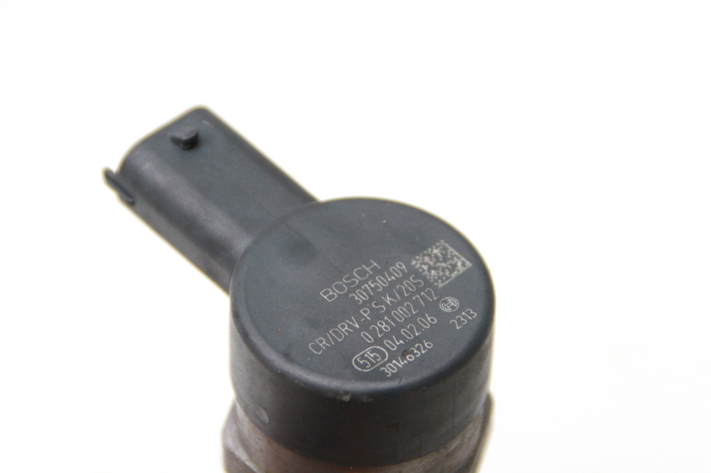 Naudotas VOLVO XC90 Daviklis aukšto slėgio kuro trasoje 0281002707