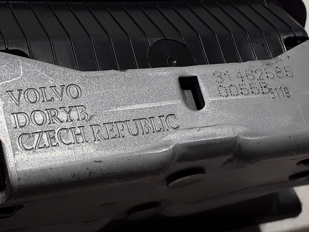 Used VOLVO XC60 Trunk lid lock 31462585