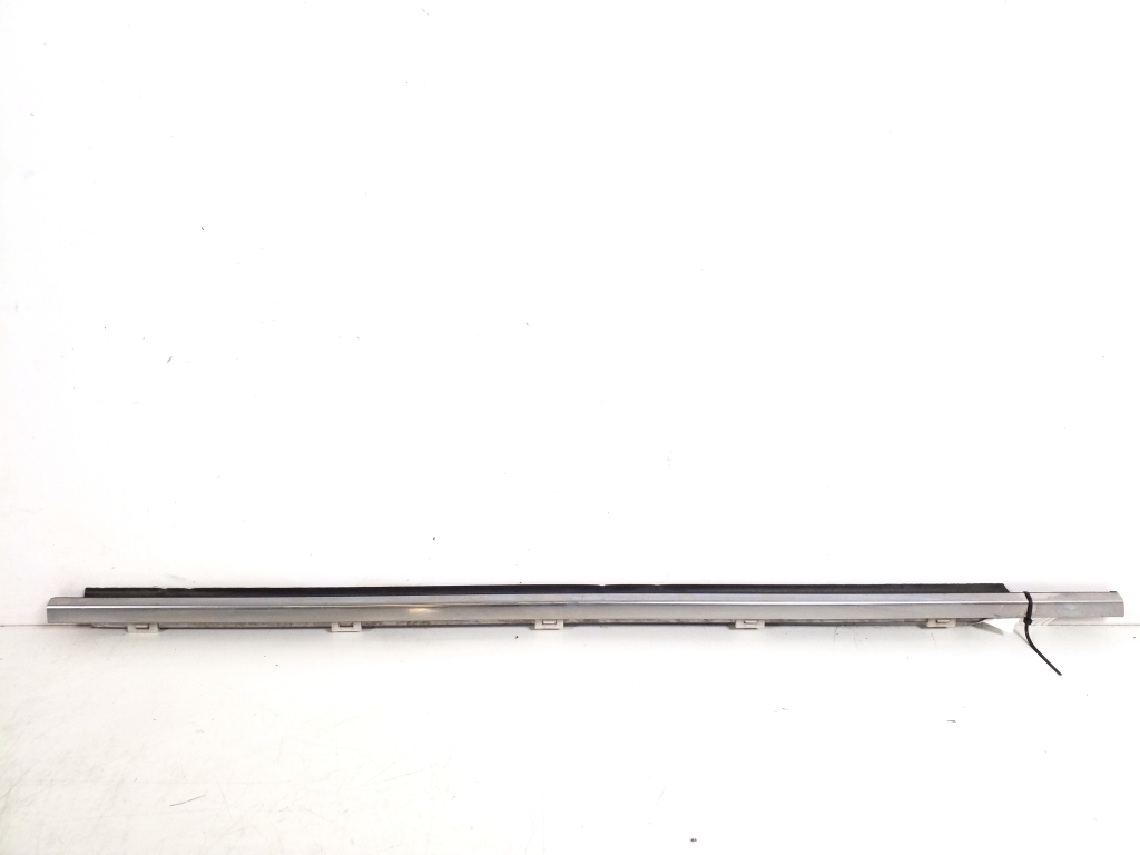 Used LEXUS GS Rear side door strip to glass outer 75730-30360