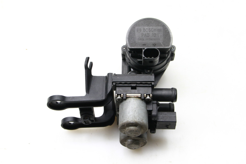 Used AUDI A6 ALLROAD Circulation pump 4F1959617A