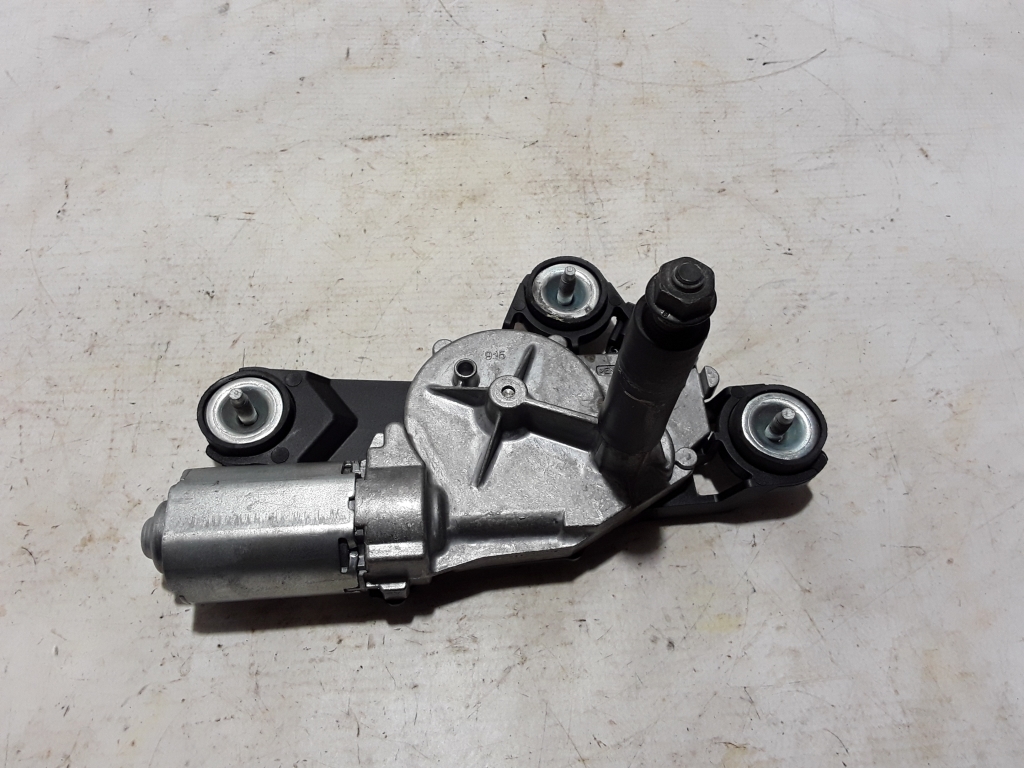 Used VOLVO V40 Rear wiper motor 31294492