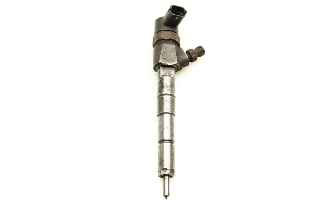 Used Opel Insignia Fuel injector 0445110327