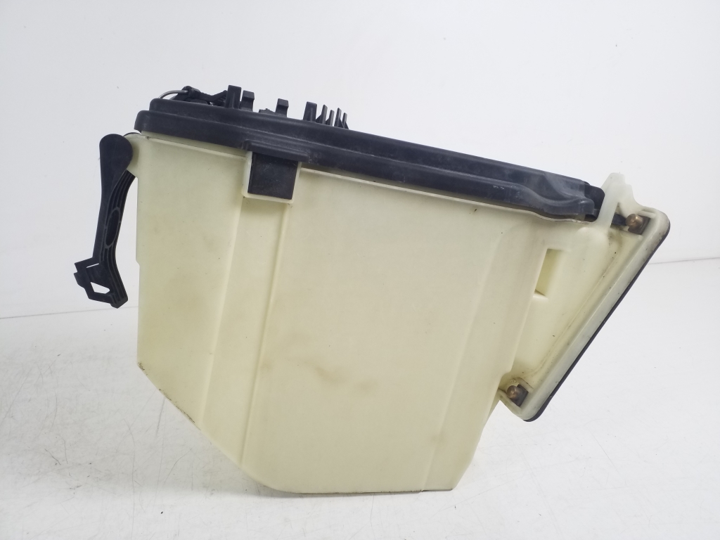 Used Mercedes Benz C-Class Fuse box housing under the hood A2045400024