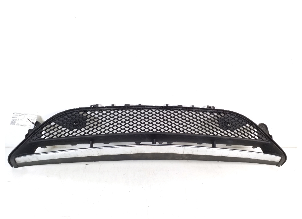 Used Mercedes Benz E-Class Front bumper lower grille A2138856900