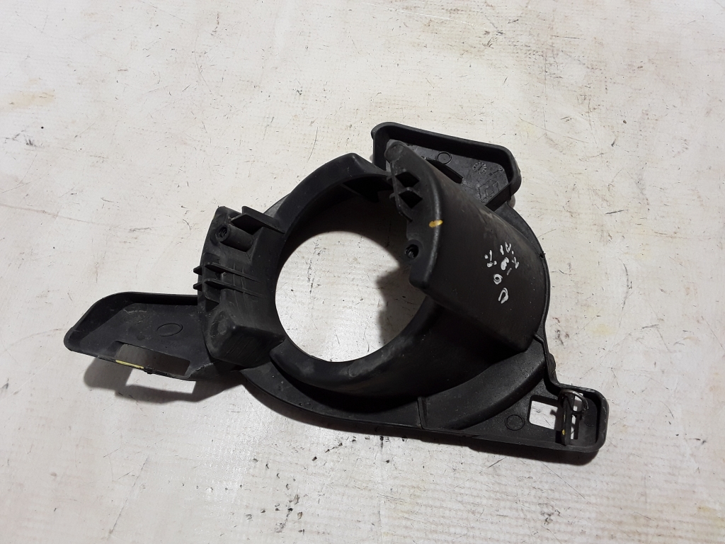 Used Dacia Dokker Front bumper fog lamp holder 269166776R