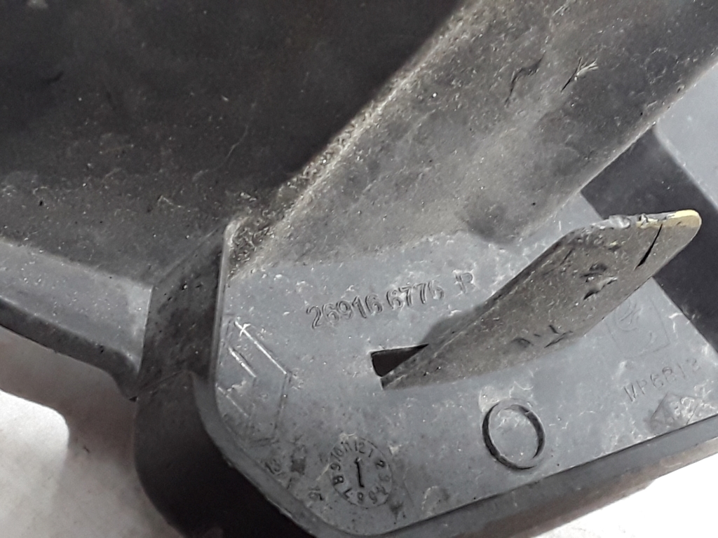 Used Dacia Dokker Front bumper fog lamp holder 269166776R