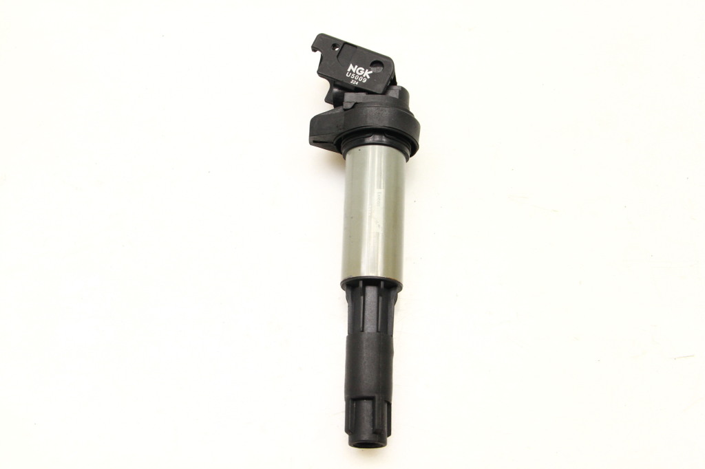 Used BMW 3 SERIES Ignition coil U5009