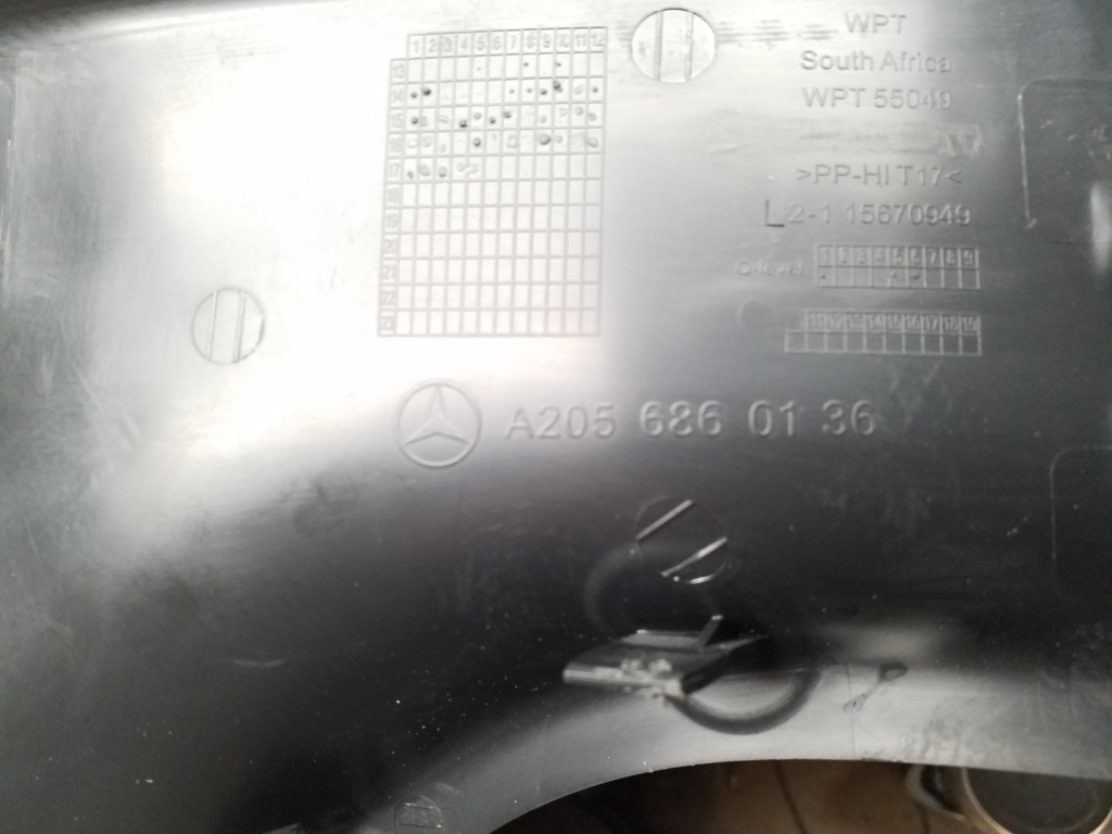 Used Mercedes Benz C-Class Inner threshold trim A2056860136