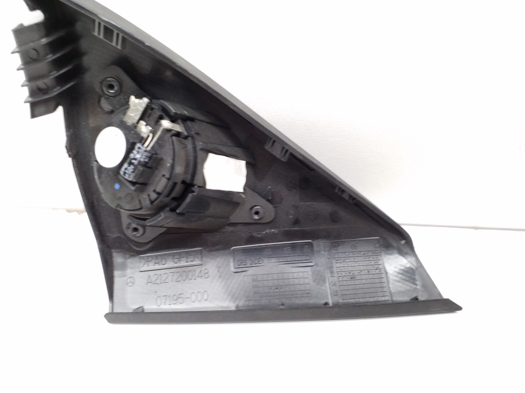 Used Mercedes Benz E-Class Other detail of the front door A2127200148